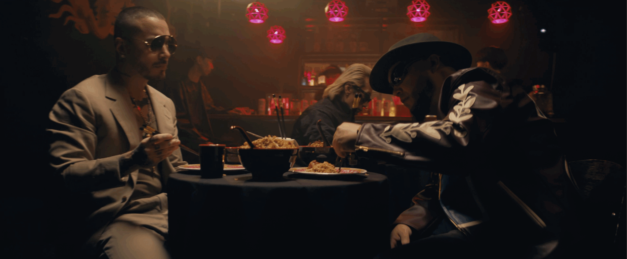 A restaurant closed just for them: Jory Boy and J Balvin drop explosive ...
